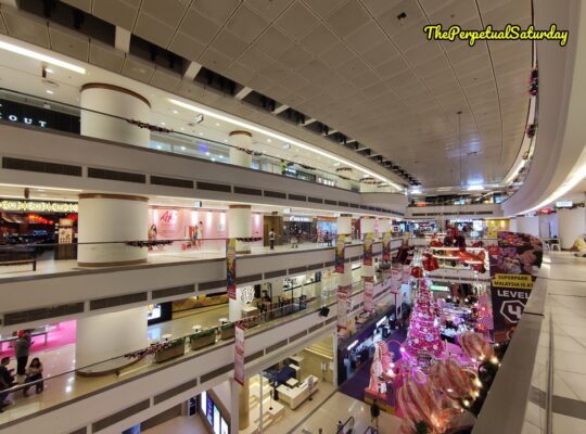 Avenue K Shopping Mall Review - The Perpetual Saturday